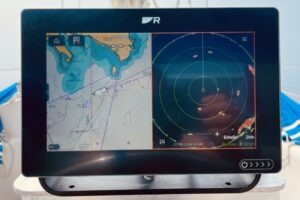 Radar ou AIS : Quel Instrument choisir pour naviguer dans le brouillard ...